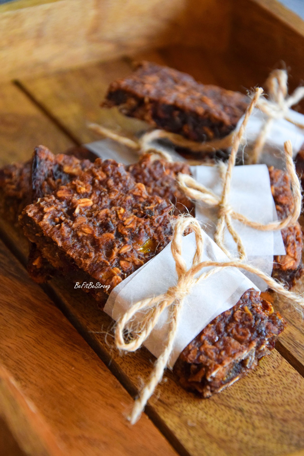 Batony bananowe z orzechami laskowymi - Be Fit Be Strong